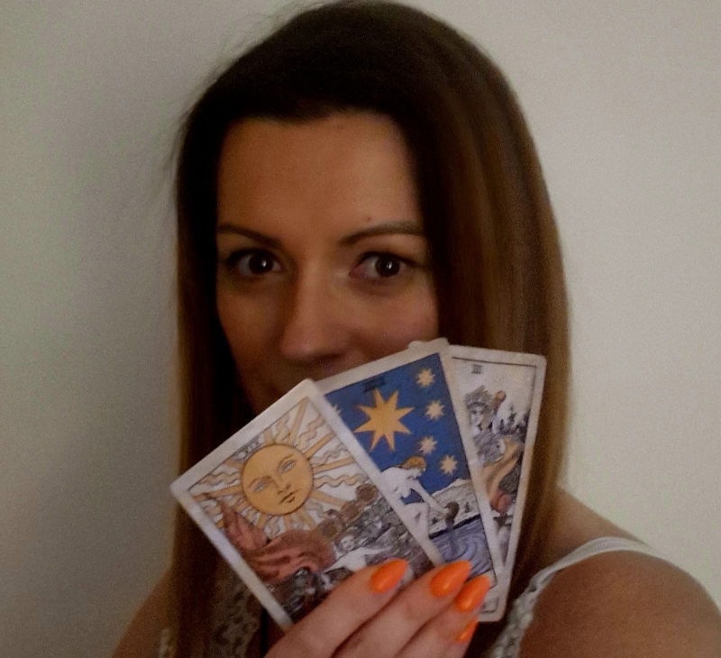 Gabriela | Geral | Atendentes | Tarot Alma - TAROT ONLINE TAROLOGOS 24H ...